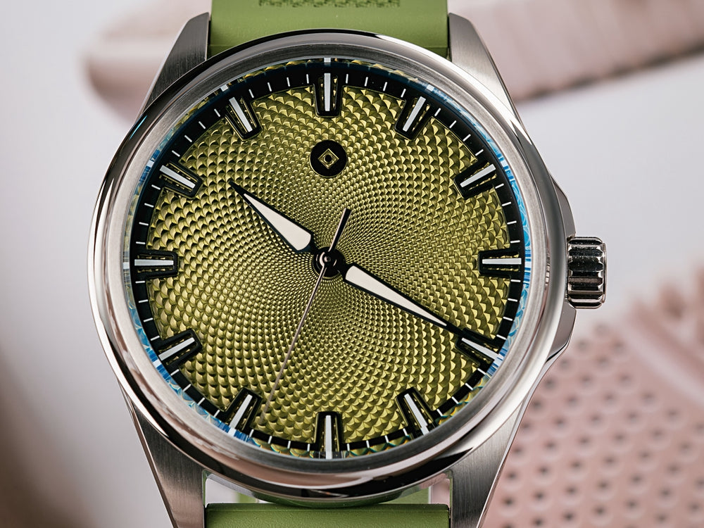 Omnis | Watchmaking reinvented